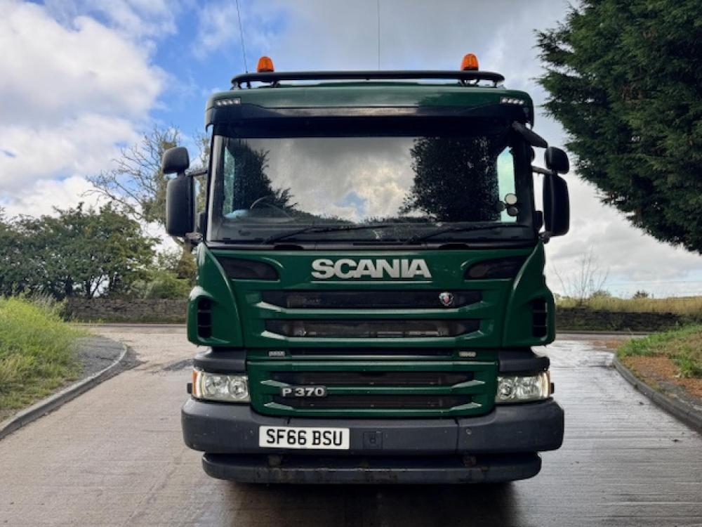 SCANIA P370 EURO 6 - Equipment Sales